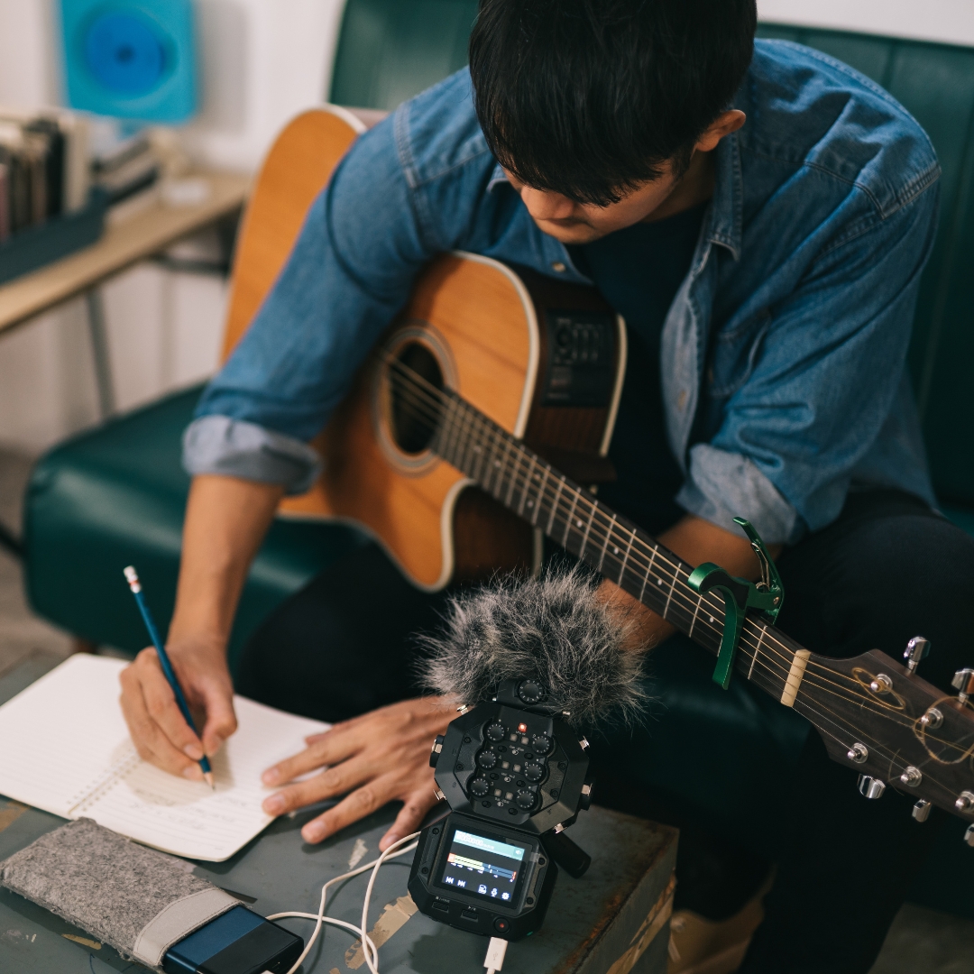 Mastering Chorus Melodies (Songwriting CrashCourse)